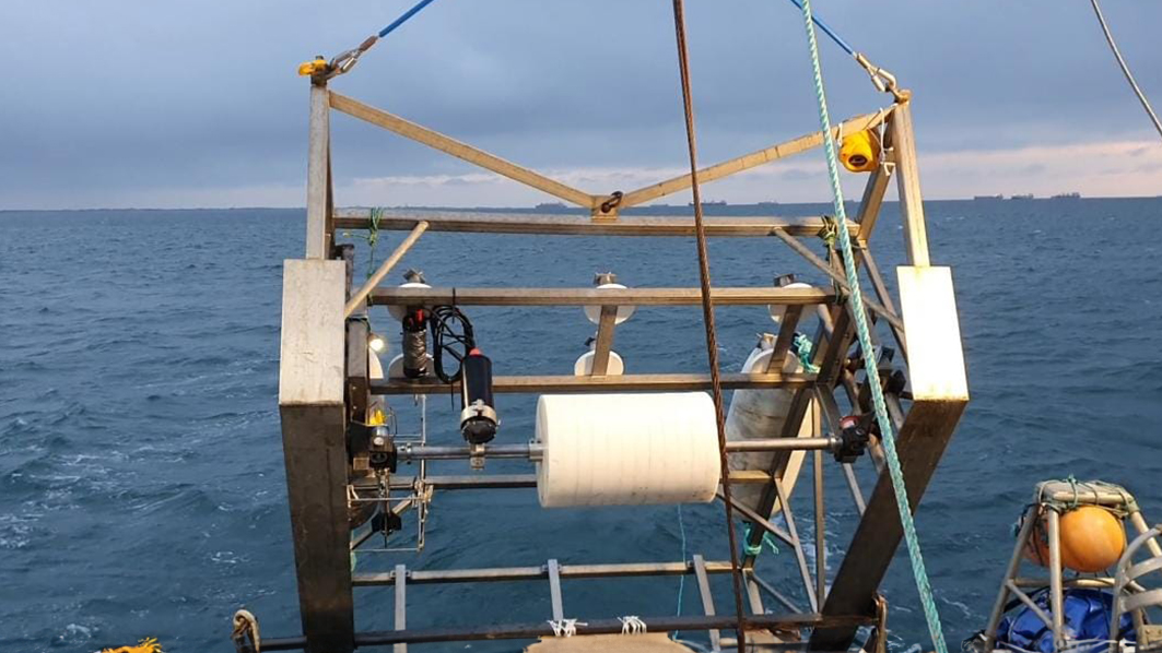 Fieldwork investigating seabed impact of trawls